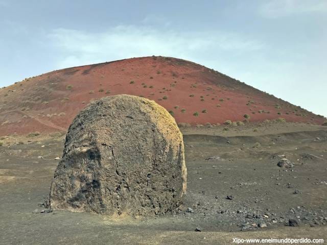 El volcán de Montaña Colorada en Lanzarote - En el mundo perdido